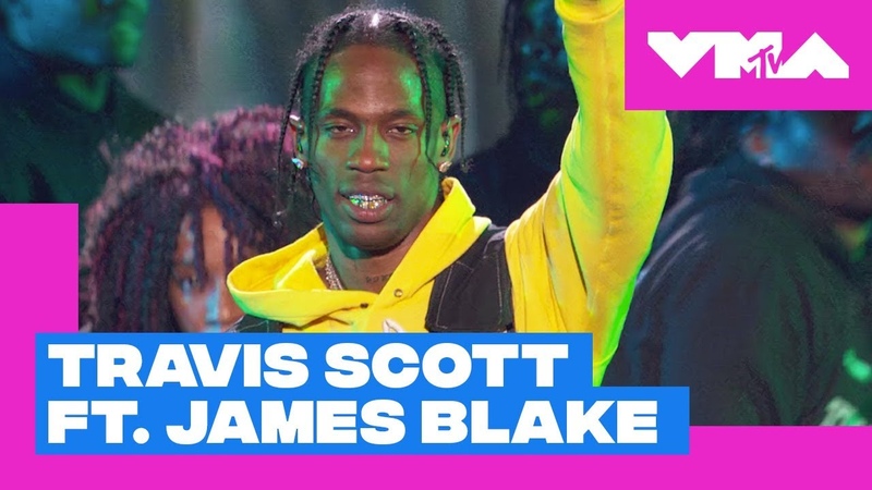 Travis Scott исполнил треки "STARGAZING", "STOP TRYING TO BE GOD" и ...
